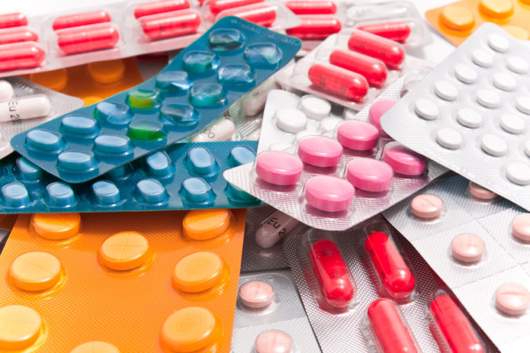 The selection and use of essential medicines, 2025: WHO AWaRe (Access ...