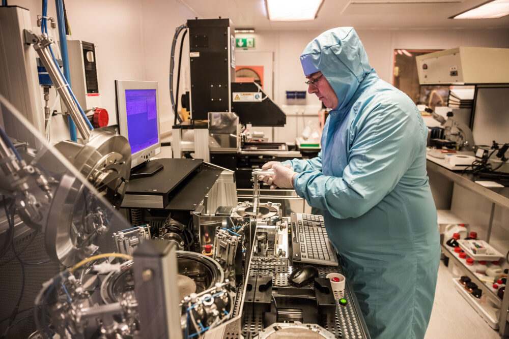 AMR HOTSPOTS UK: PHOTOS - AMR Insights